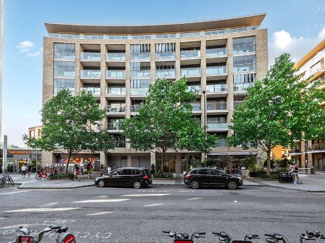 Surrey Quays Road, London SE16, 2 bed flat to rent, £2,750 pcm | PrimeLocation