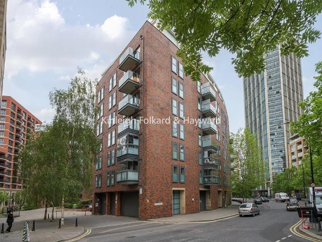 Surrey Quays Road, London, SE16 Studio to rent £1,750 pcm £404 pw
