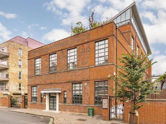 Surrey Row, London SE1 1 bed flat to rent £2,400 pcm £554 pw