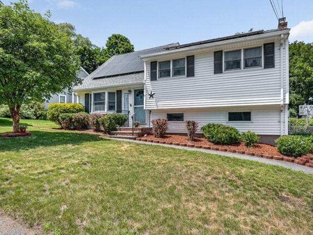 Surrey Rd, Woburn, Home For Sale
