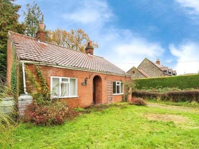 Sustead Road, Lower Gresham, 3 Bedroom Detached