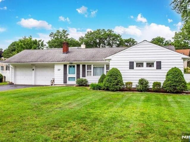 Susan Ave, Midland Park, Home For Sale