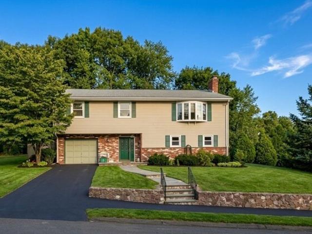 Susan Dr, Saugus, Home For Sale