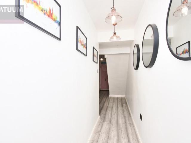 Susannah Street, Poplar, All Saint. 4 bed townhouse to rent £3,700 pcm £854 pw