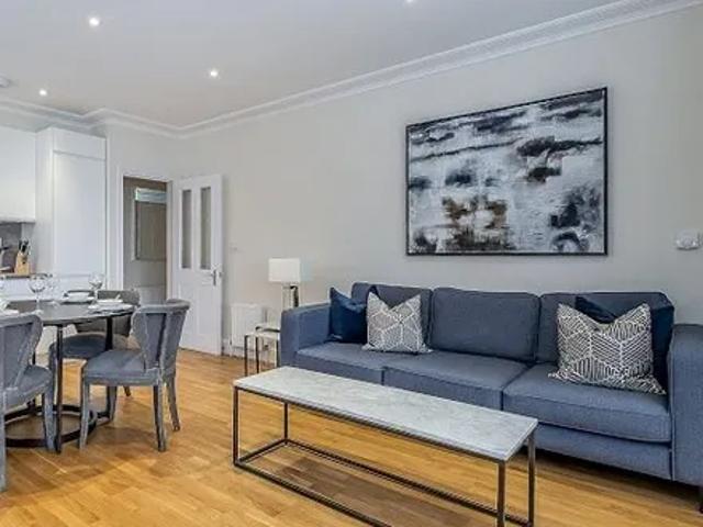 Sushi Momo Zone, King Street, London, W6 0TH, United Kingdom | 2 bed apartment for rent #167773680 | Rentberry