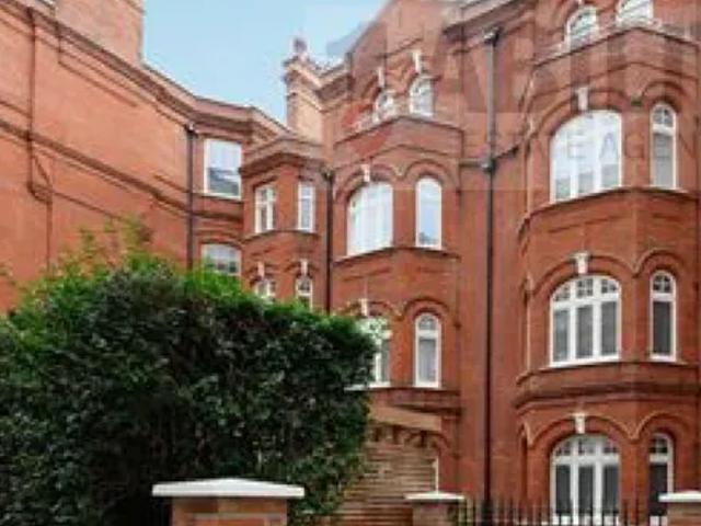 Sushi Momo Zone, King Street, London, W6 0TH, United Kingdom | 3 bed apartment for rent #166975413 | Rentberry