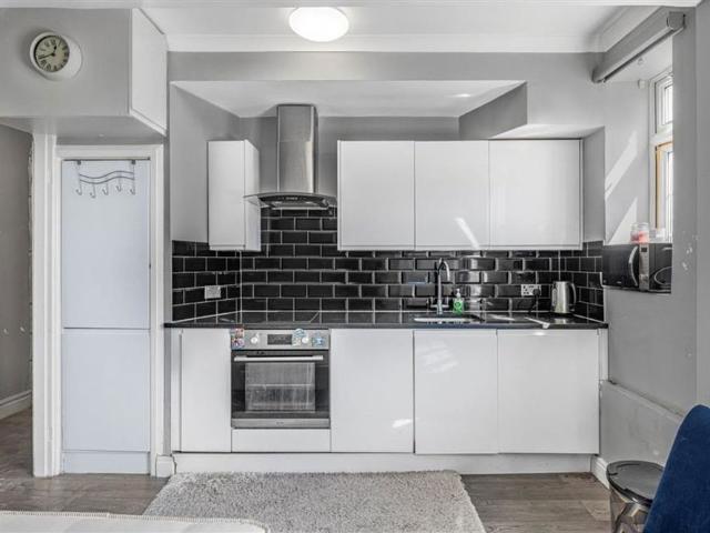 Sussex Gardens, W2, London