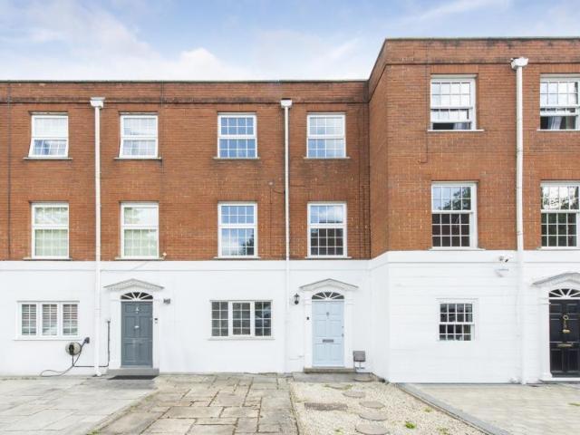 Sussex Gardens, Highgate, N6 4 bed terraced house to rent £4,247 pcm £980 pw