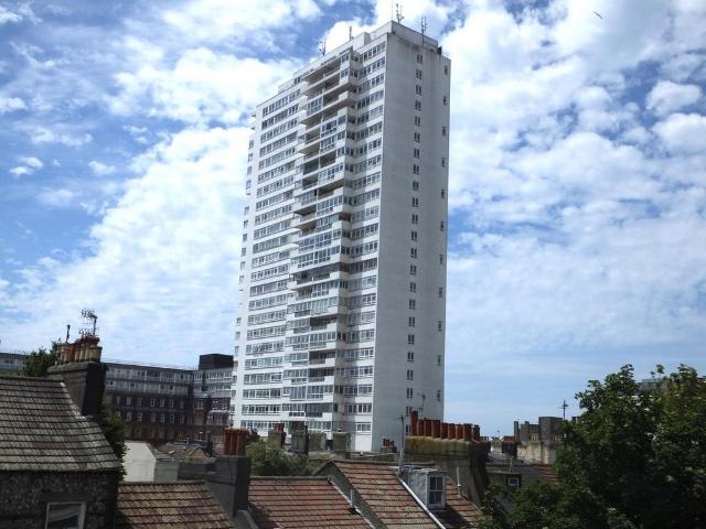 Sussex Heights, St. Margarets Place. 2 bed apartment to rent £1,800 pcm £415 pw