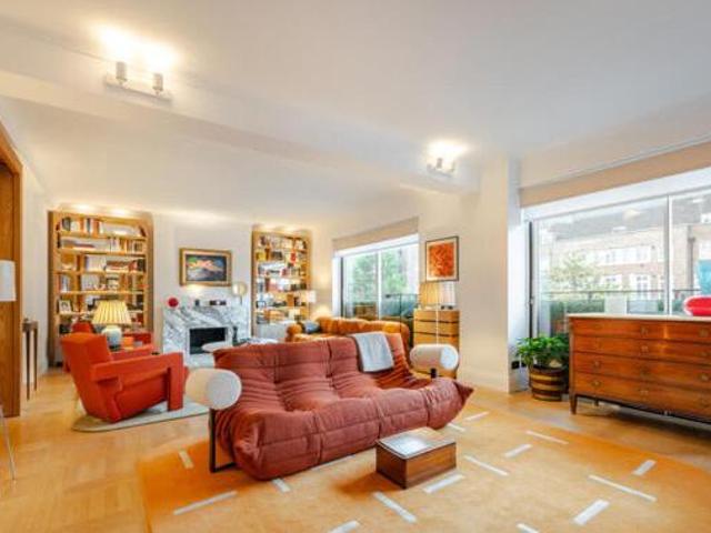 Sussex Lodge, Sussex Place, 3 Bedroom Flat