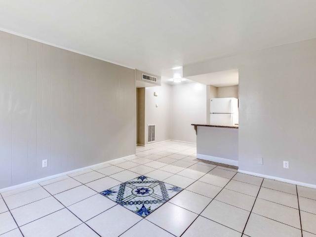 Sussex Manor Apartments Studio Apartment for Rent at 3000 Macarthur Dr, Orange, TX 77630