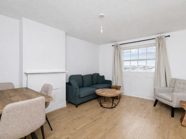 Sussex Square, Brighton BN2, 2 bed flat to rent, £1,400 pcm | PrimeLocation