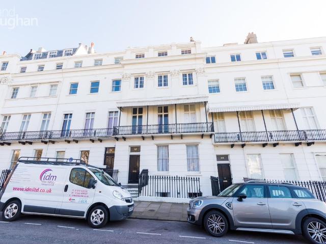 Sussex Square, Brighton, East Sussex BN2, 2 bed flat to rent, £1,900 pcm | PrimeLocation