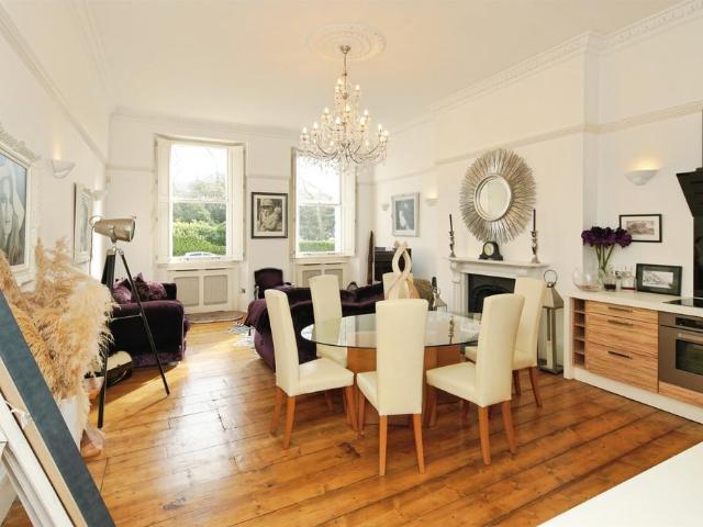 Sussex Square, BRIGHTON 3 bed apartment to rent £2,750 pcm £635 pw