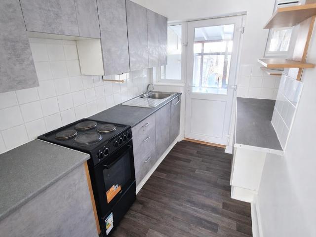 Sussex Road, East Ham E6, 4 bed terraced house to rent, £2,100 pcm | PrimeLocation