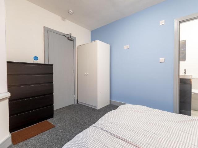 Sussex Road, Maidstone ME15, Room to rent, £700 pcm | PrimeLocation