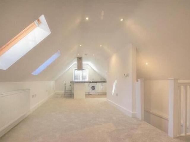 Sussex Road, Petersfield, 2 Bedroom Flat