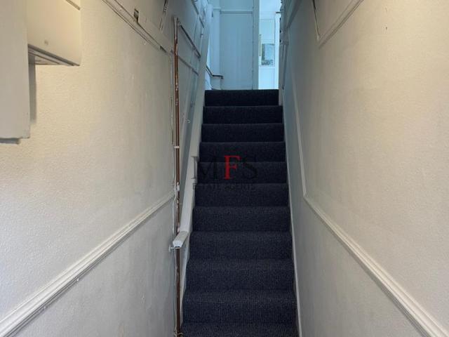 Sussex Road, Southall, UB2 3 bed maisonette to rent £1,900 pcm £438 pw