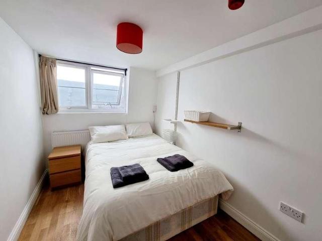 Sussex Way, Archway, N7