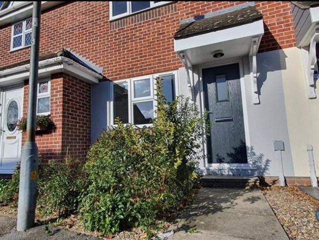 Sussex Way, Billericay, CM12 1 bed terraced house to rent £1,265 pcm £292 pw