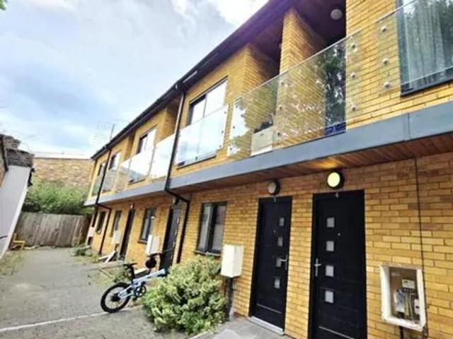 Sussex Way, Camden, Great London, N19 | 4 bed house for rent #164666071 | Rentberry
