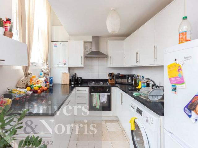 Sussex Way, Islington, London N7, 3 bed flat to rent, £3,300 pcm | PrimeLocation