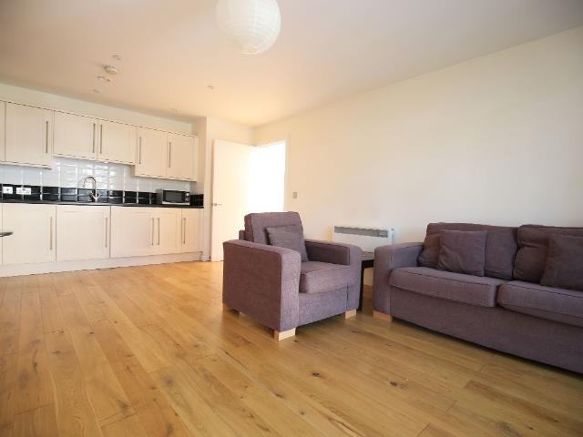 Sussex Way, London N7, 2 bed flat to rent, £2,450 pcm | PrimeLocation