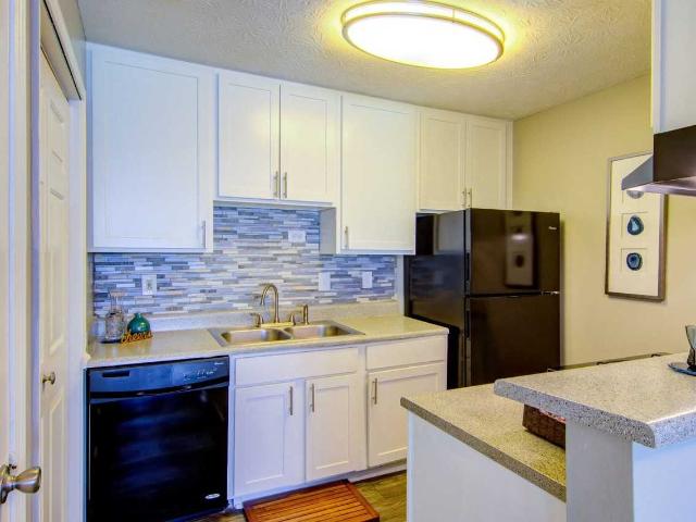 Sutter Lake Apartments 1 Bedroom Apartment for Rent at 8104 Webb Rd, Riverdale, GA 30274