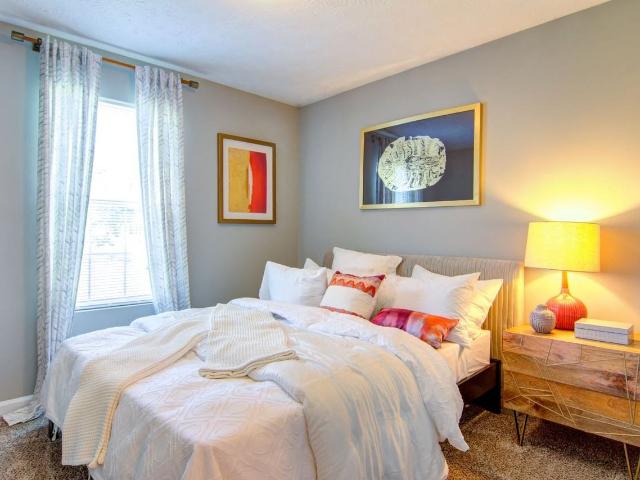 Sutter Lake Apartments 2 Bedroom Apartment for Rent at 8104 Webb Rd, Riverdale, GA 30274
