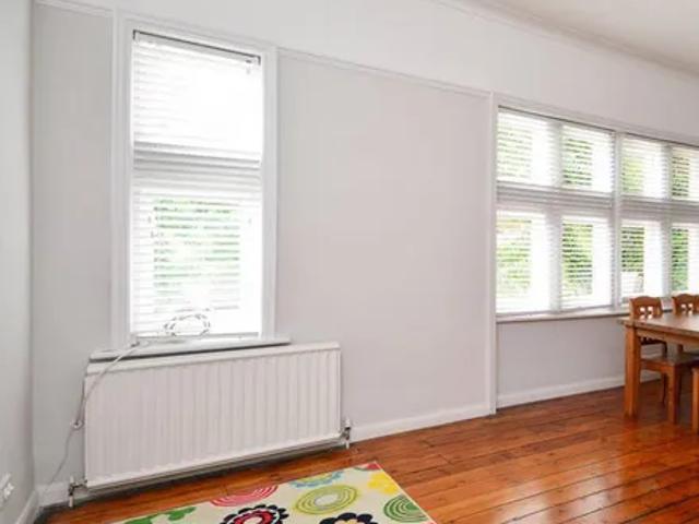 Sutton Court, London, W4 3JE, United Kingdom | 1 bed apartment for rent #138989623 | Rentberry