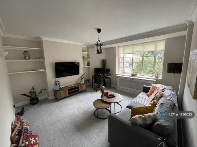 Sutton Court Road, London, W4 1 bed flat to rent £1,990 pcm £459 pw