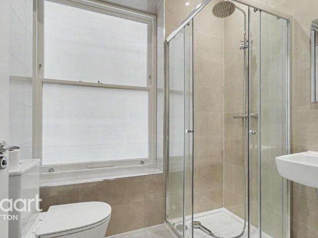Sutton Court Road, SUTTON 1 bed apartment to rent £1,600 pcm £369 pw