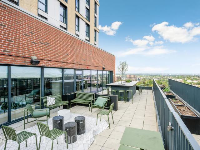 Sutton Court Road, SUTTON 2 bed apartment to rent £2,350 pcm £542 pw