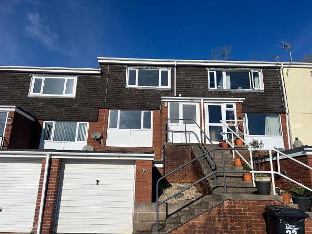 Sutton Close, Torquay TQ2, 2 bed property to rent, £1,200 pcm | PrimeLocation