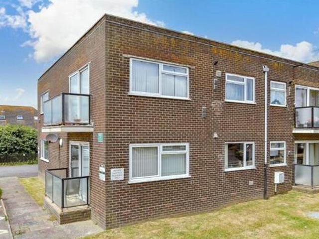 Sutton Avenue, Peacehaven, 2 Bedroom Ground