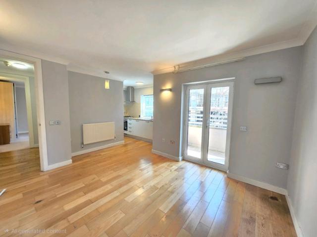 Sutton, Bight one bedroom.with balcony clos to sta