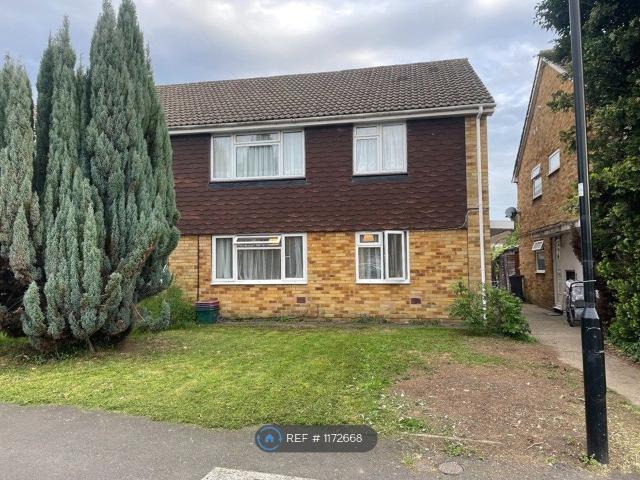 Sutton Hall Road, Hounslow TW5, 2 bed maisonette to rent, £1,625 pcm | PrimeLocation