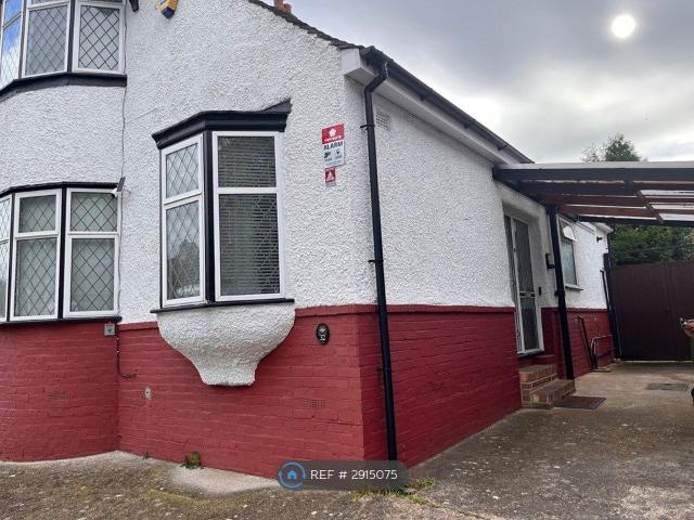Sutton, Sutton CR0, 3 bed semi detached house to rent, £2,450 pcm | PrimeLocation