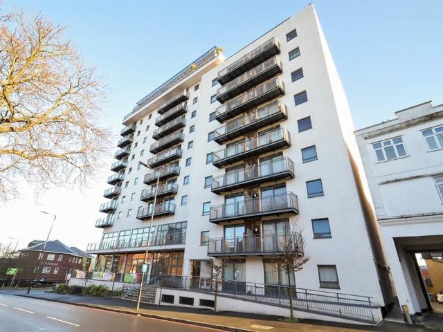 Sutton Park Road, SUTTON 1 bed apartment to rent £1,550 pcm £358 pw