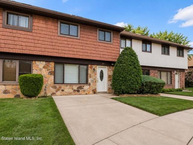 Sutton Pl, Staten Island, Home For Sale