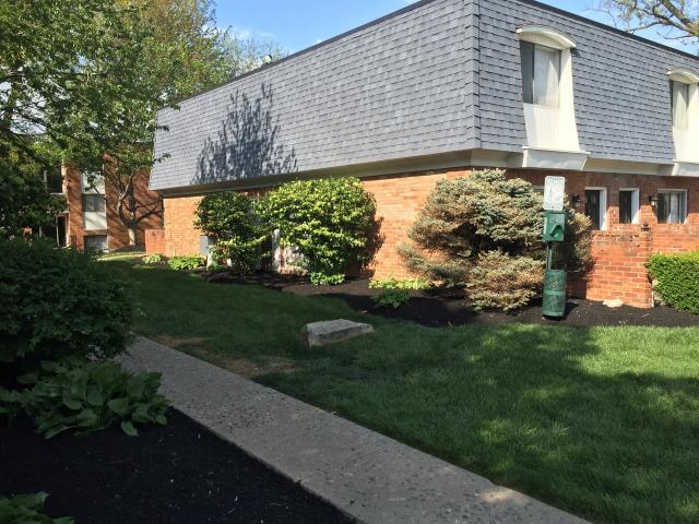 Sutton Place Apartments and Townhomes 3 Bedroom Apartment for Rent at 1132 Deliquia Dr, Cincinnati, OH 45230 Mount Washington