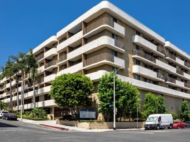 Sutton Place Model C