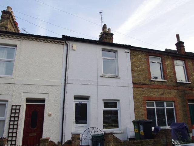 Sutton Road WD17, Watford, 2 bed terraced house to rent, £1,600 pcm | PrimeLocation