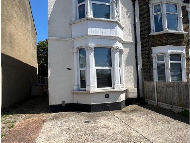 Sutton Road, Southend On Sea SS2, Room to rent, £650 pcm | PrimeLocation
