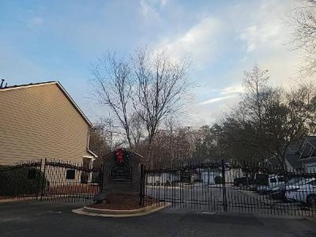 Suttles Dr SW