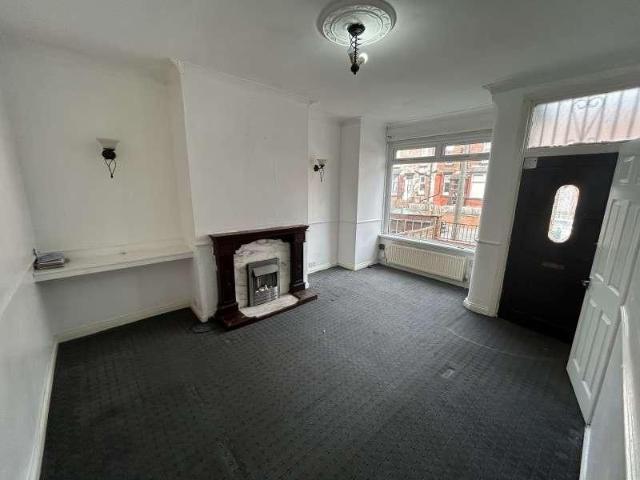 Sutherland Mount, Harehills, LS9
