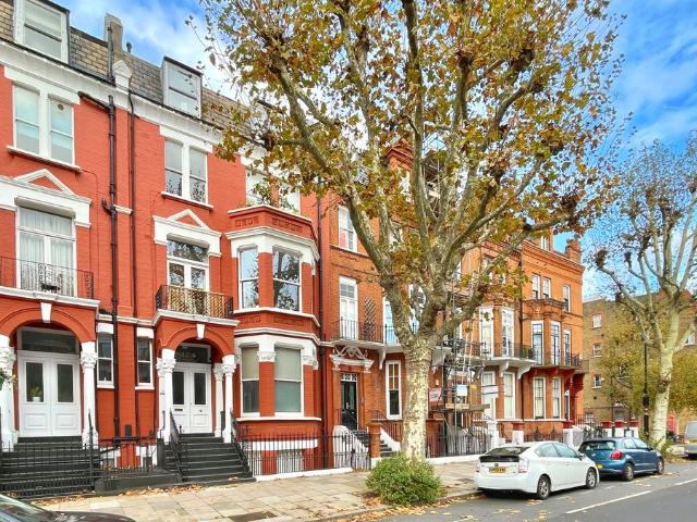 Sutherland Avenue, London W9, 3 bed flat to rent, £4,999 pcm | PrimeLocation