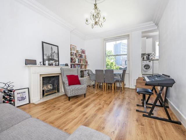 Sutherland Avenue, London, W9 2 bed apartment to rent £2,925 pcm £675 pw