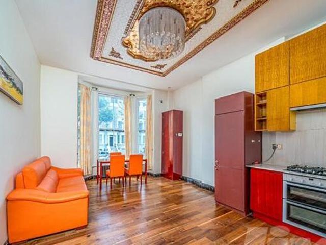 Sutherland Avenue, Maida Vale, 2 Bedroom Apartment