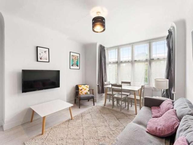 Sutherland Grove, London, SW18